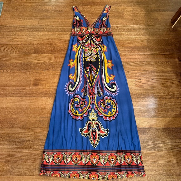 Angie | Dresses | Angie Blue And Gold Sleeveless Vneck Maxi Sundress ...